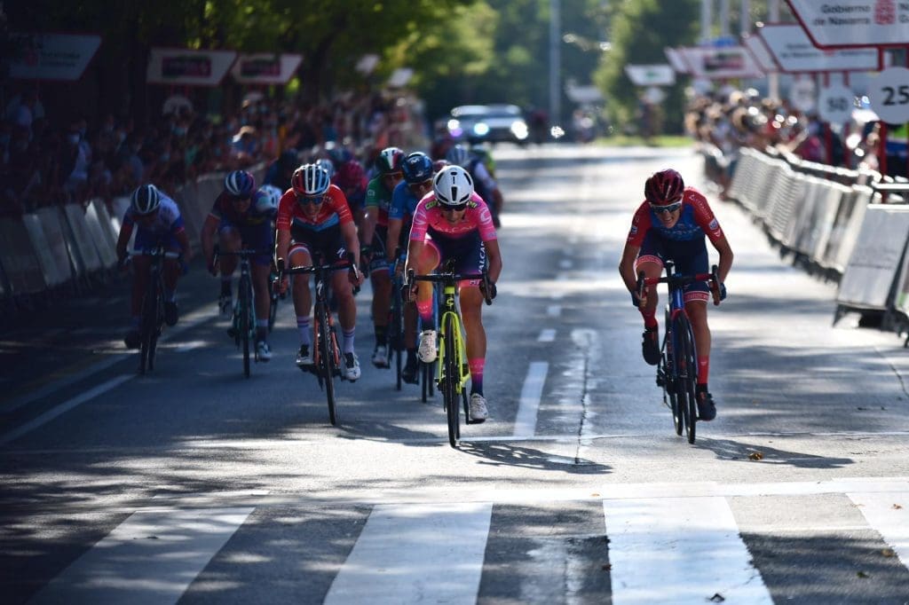 Elisa Balsamo shows form with 4th place on debut - ProCyclingUK